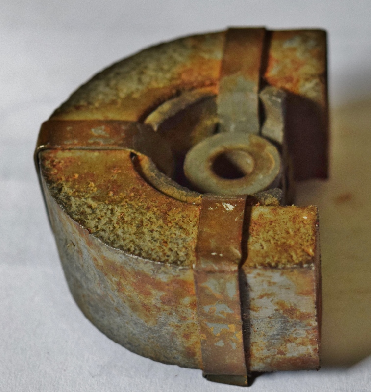 Limpet Mine | British Resistance Archive (staybehinds.com)